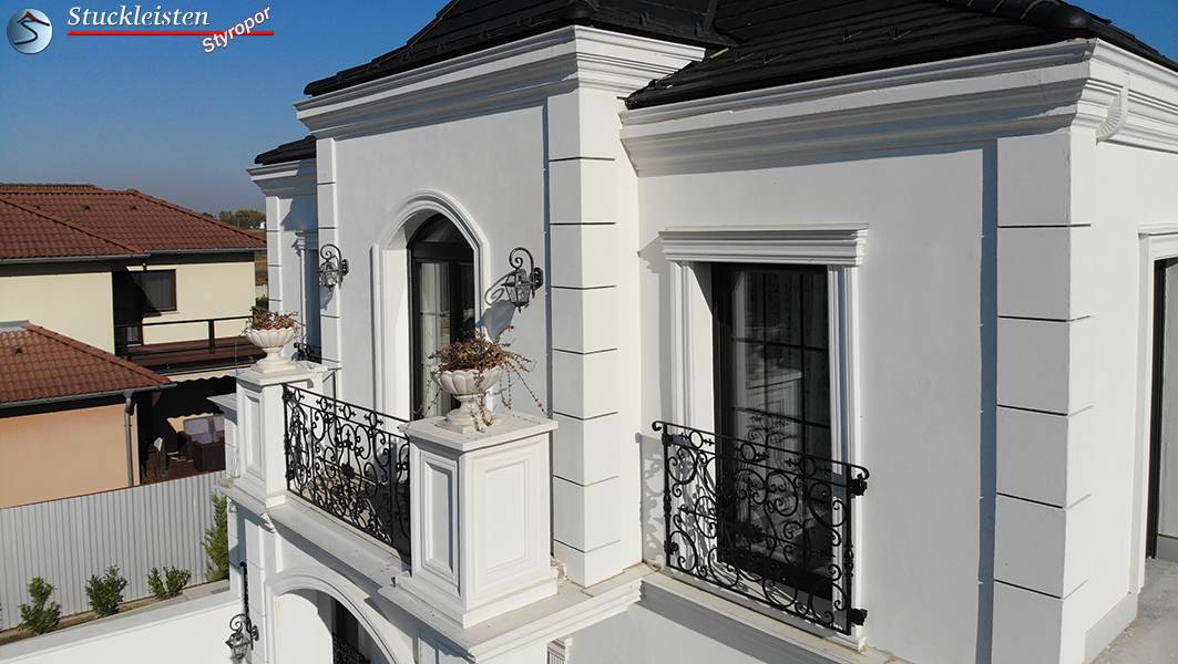 Dachgesims Dekoration Ideen zur Fassadengestaltung mit Stuck